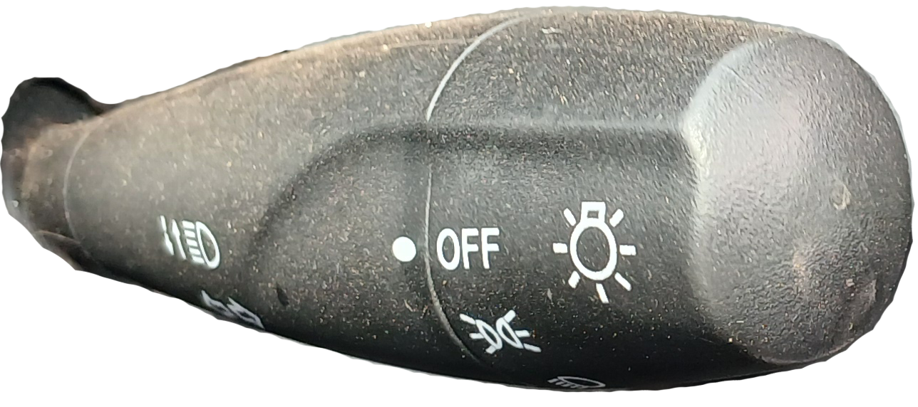 Used Renault Kwid 2022 Dynamique indicator switch – Pace Auto Parts